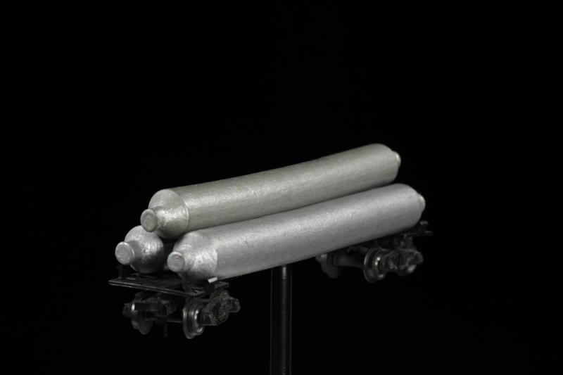 Sample of the element Helium in the Periodic Table