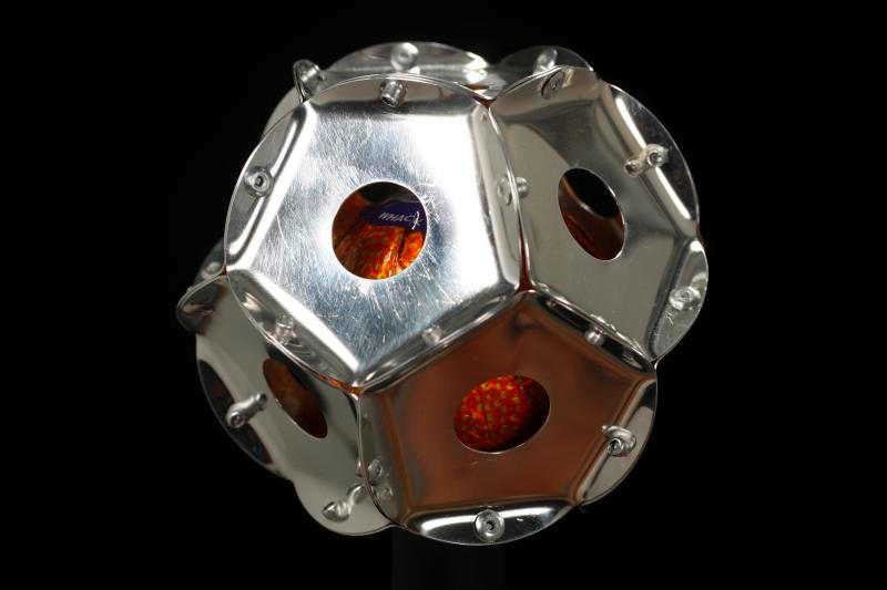 Sample of the element Aluminum in the Periodic Table